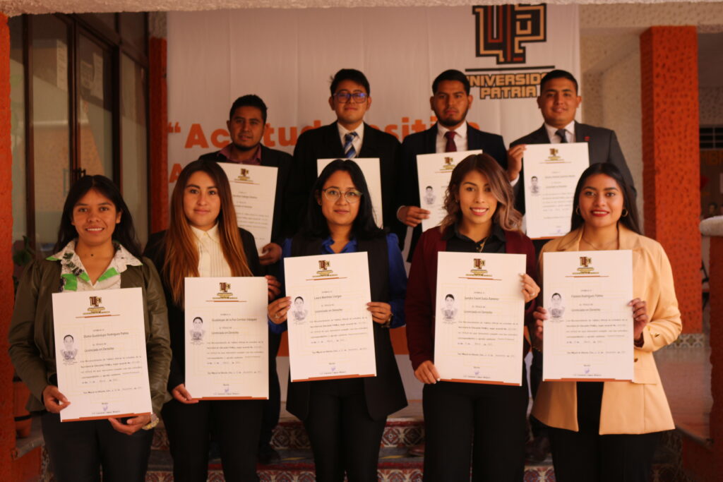 Derecho – Universidad Patria