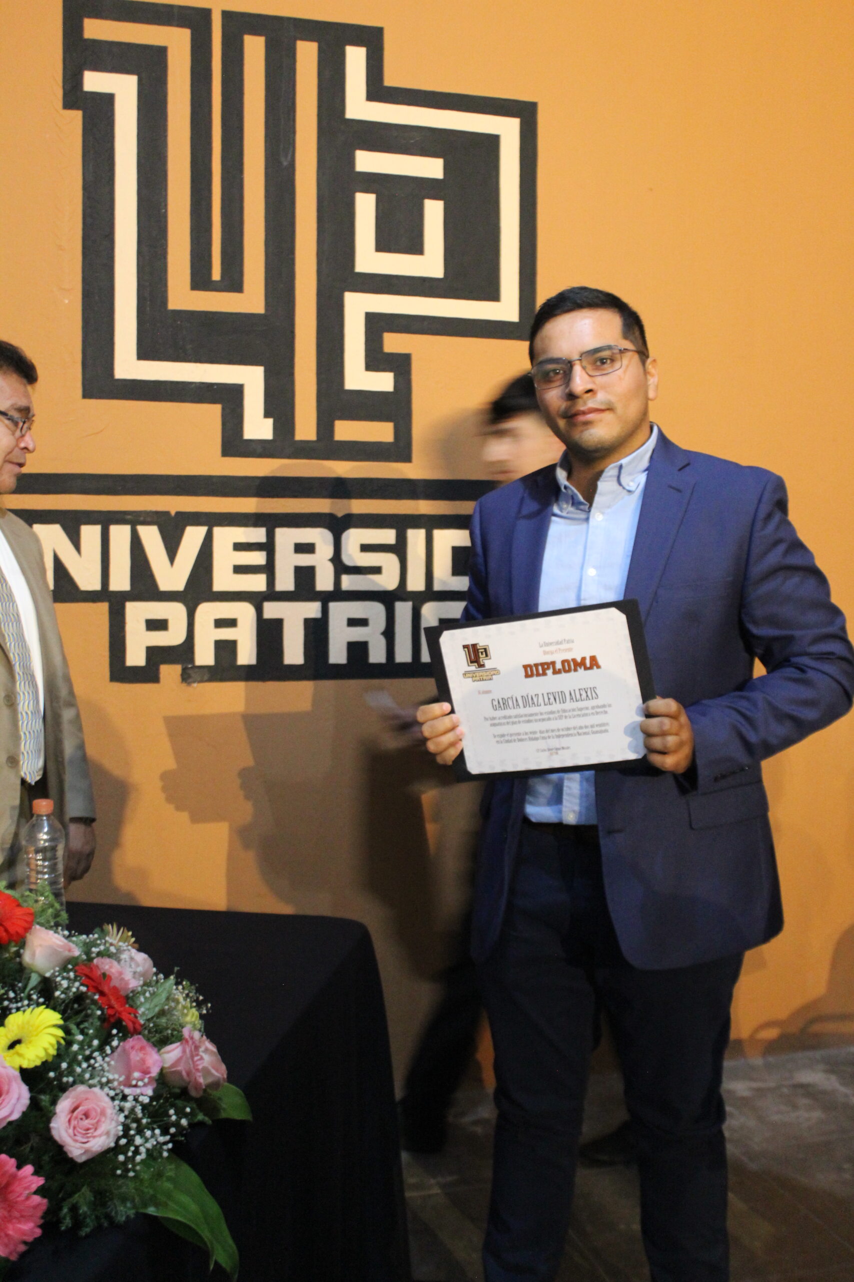 EGRESADOS 2023 – Universidad Patria